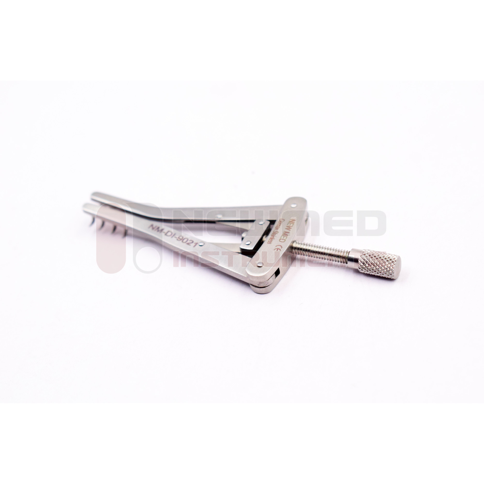 ALM Retractor | New Med Instruments